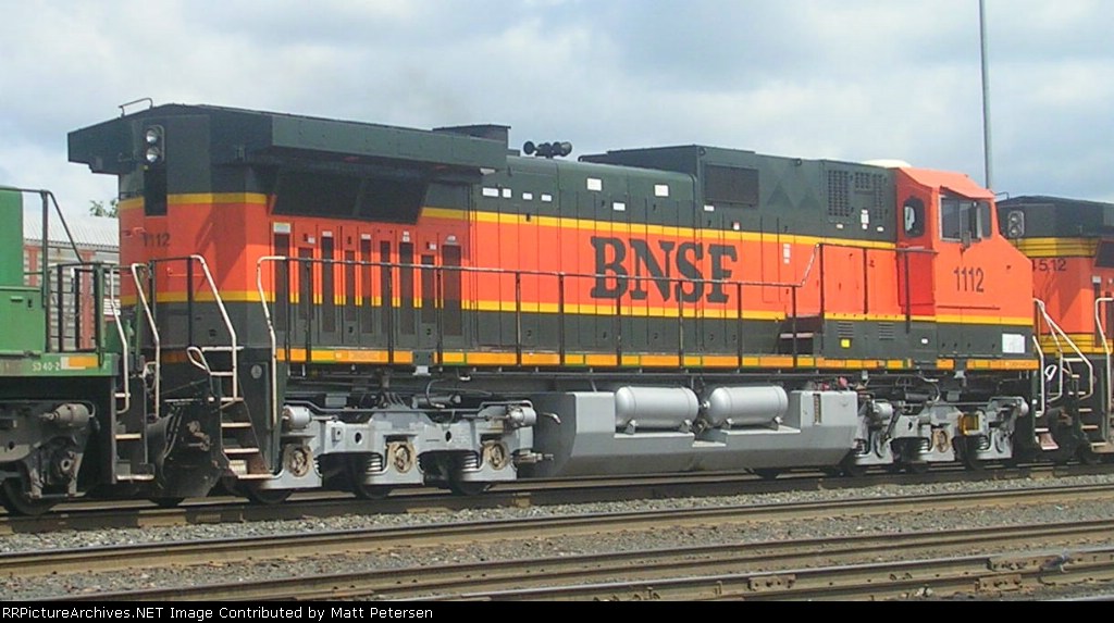 BNSF 1112